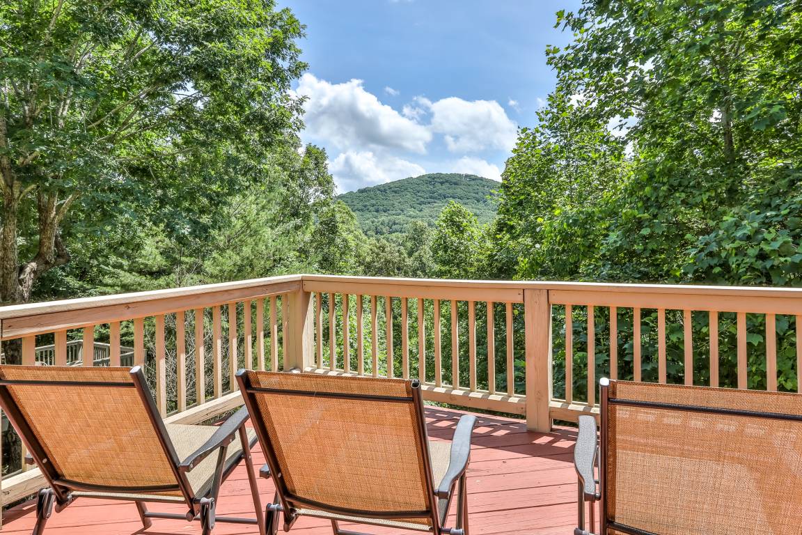 228 M² Cabin ∙ 4 Bedrooms ∙ 8 Guests - Big Canoe, GA