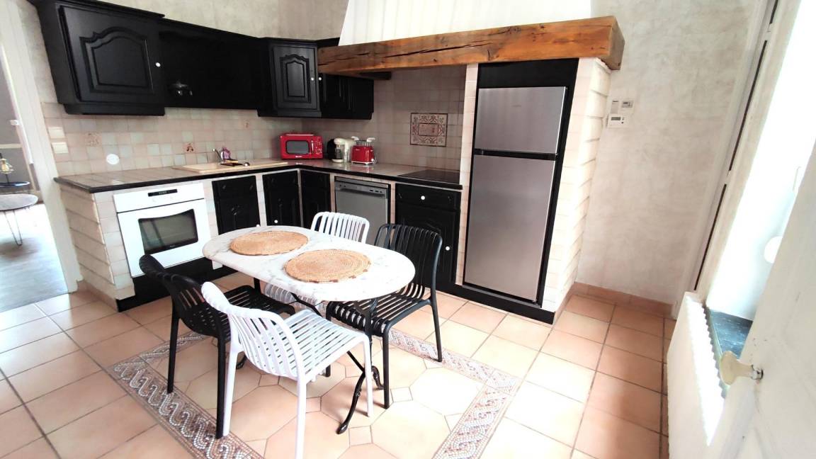 65 M² Gîte ∙ 2 Chambres ∙ 4 Personnes - Charleville-Mézières