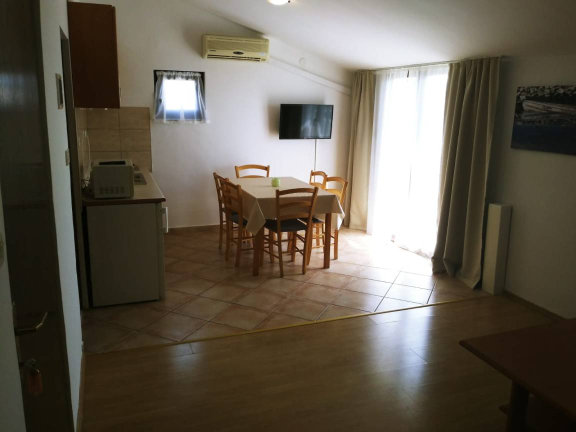 37 M² Ferienwohnung ∙ 1 Schlafzimmer ∙ 4 Gäste - Nin