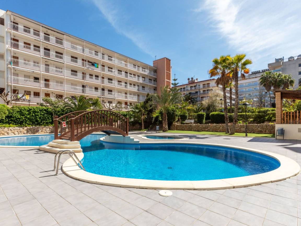 93 M² Apartamento ∙ 2 Habitaciones ∙ 4 Huéspedes - Tarragona, España