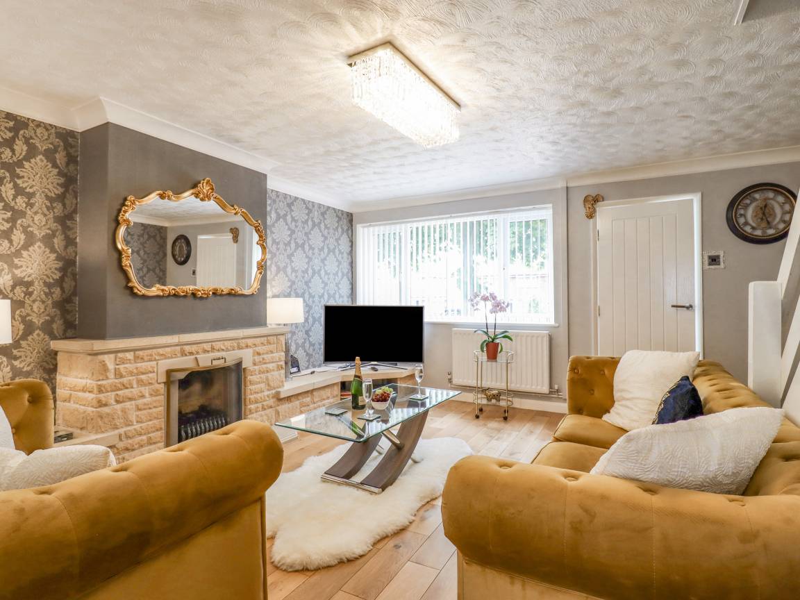 Cottage ∙ 3 Bedrooms ∙ 6 Guests - Stadium MK