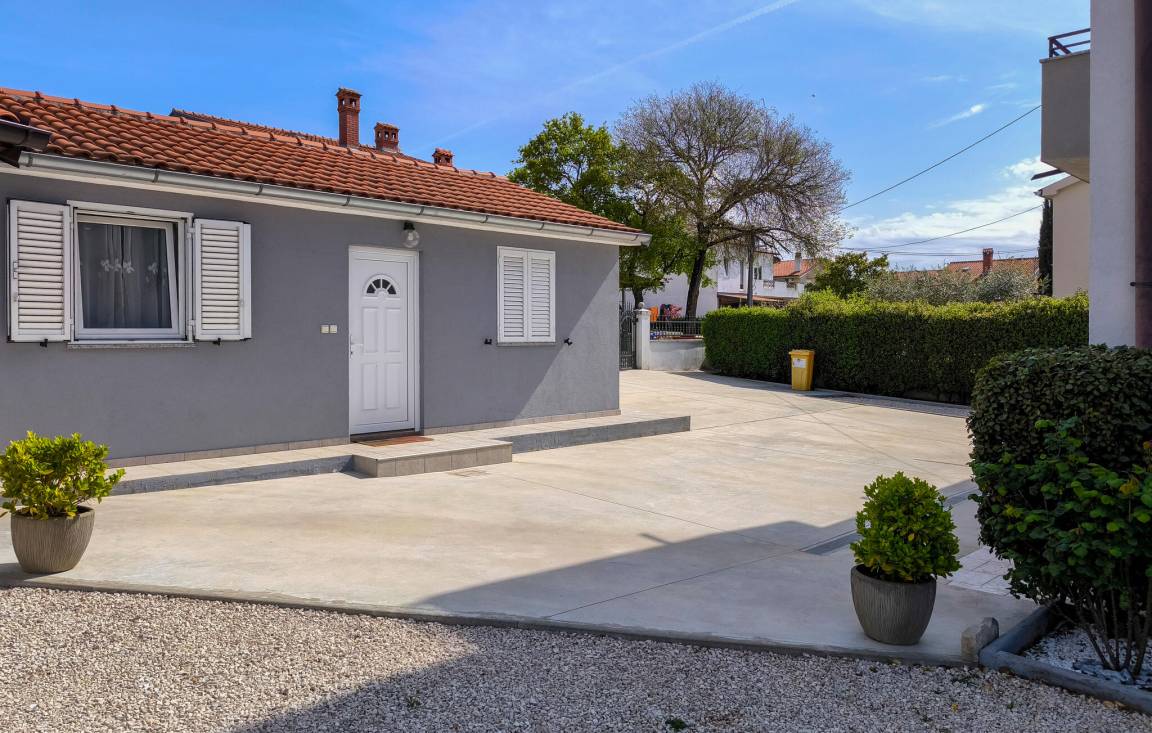 43 M² Ferienhaus ∙ 1 Schlafzimmer ∙ 4 Gäste - Kanfanar