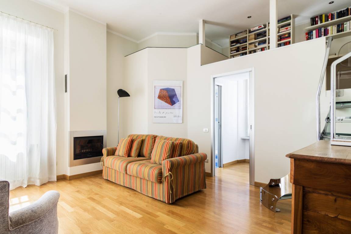 70 M² Apartment ∙ 1 Bedroom ∙ 4 Guests - Como