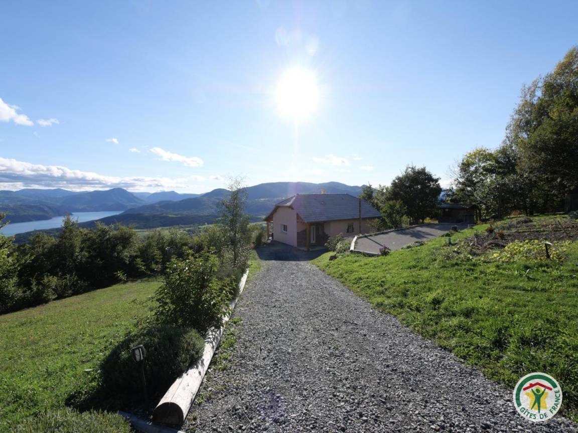 70 M² Gîte ∙ 2 Chambres ∙ 4 Personnes - Réallon