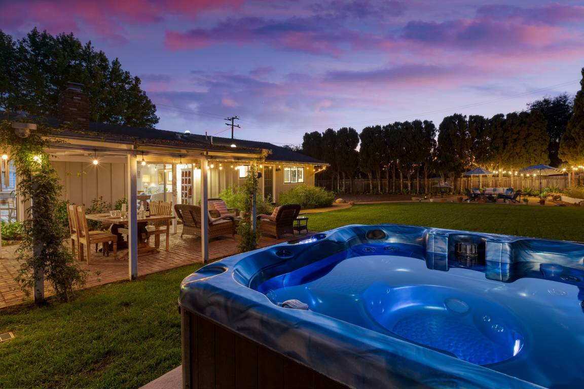 171 M² House ∙ 4 Bedrooms ∙ 8 Guests - Santa Barbara, CA
