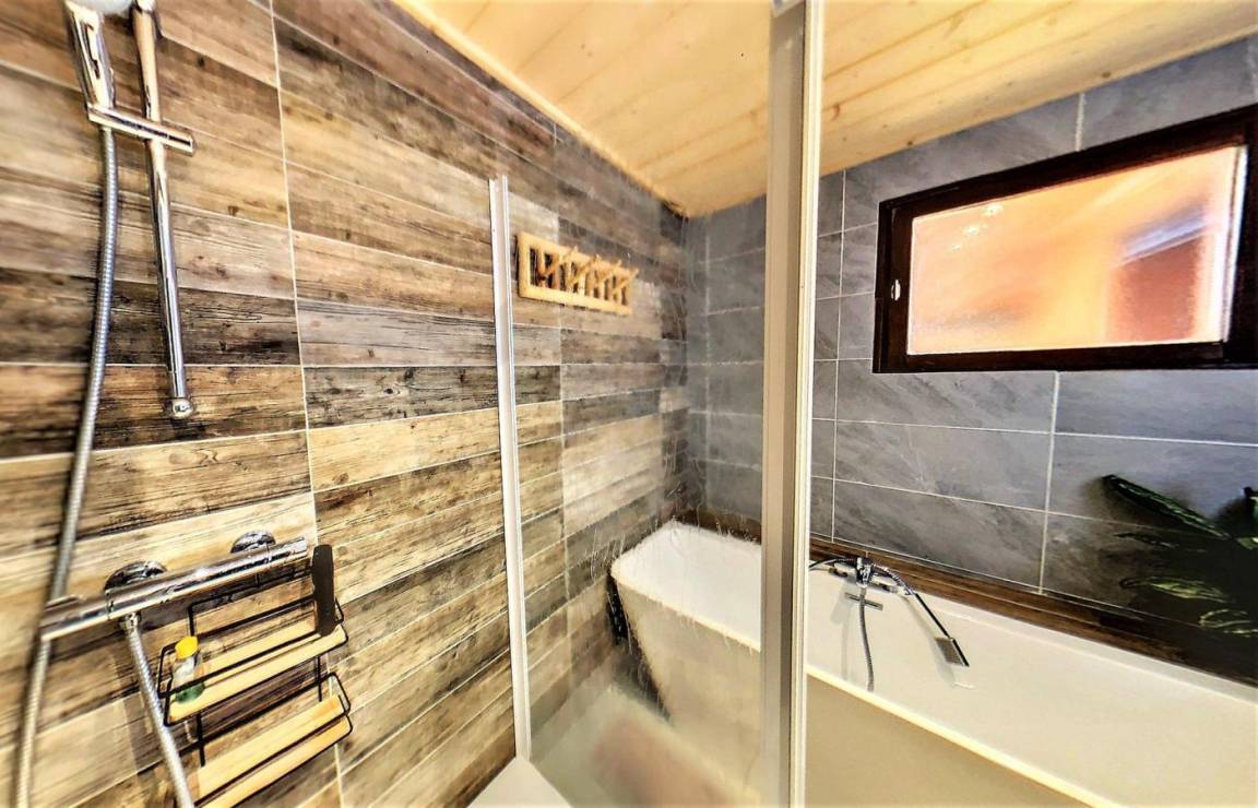150 M² Chalet ∙ 4 Slaapkamers ∙ 12 Gasten - Le Corbier