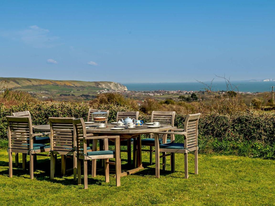 Cottage ∙ 4 Bedrooms ∙ 8 Guests - Corfe Castle