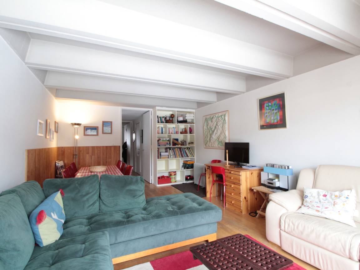 72 M² Huoneisto ∙ 3 Makuuhuonetta ∙ 9 Vierasta - Passy