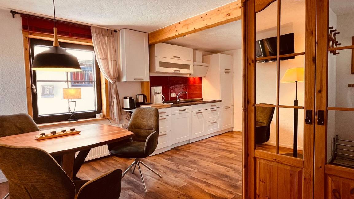 75 M² Ferienhaus ∙ 2 Schlafzimmer ∙ 4 Gäste - Ahrenshoop