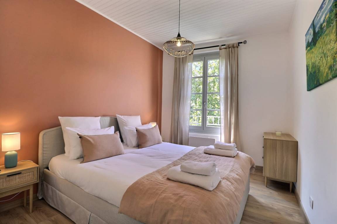 45 M² Apartamento ∙ 1 Habitación ∙ 2 Huéspedes - Arles