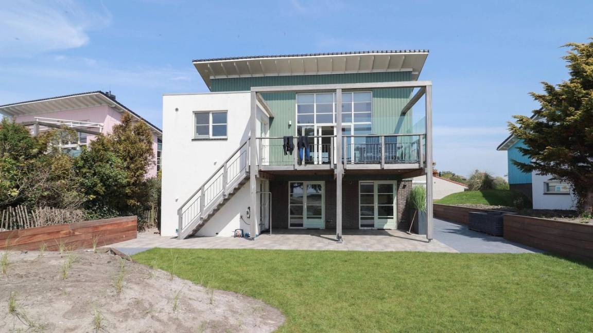 160 M² House ∙ 3 Bedrooms ∙ 6 Guests - Makkum