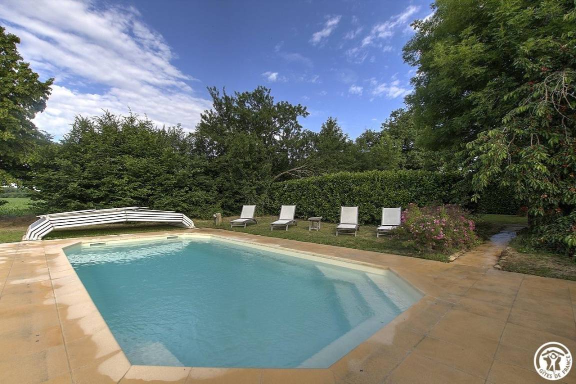50 M² Gîte ∙ 2 Chambres ∙ 4 Personnes - Beynost