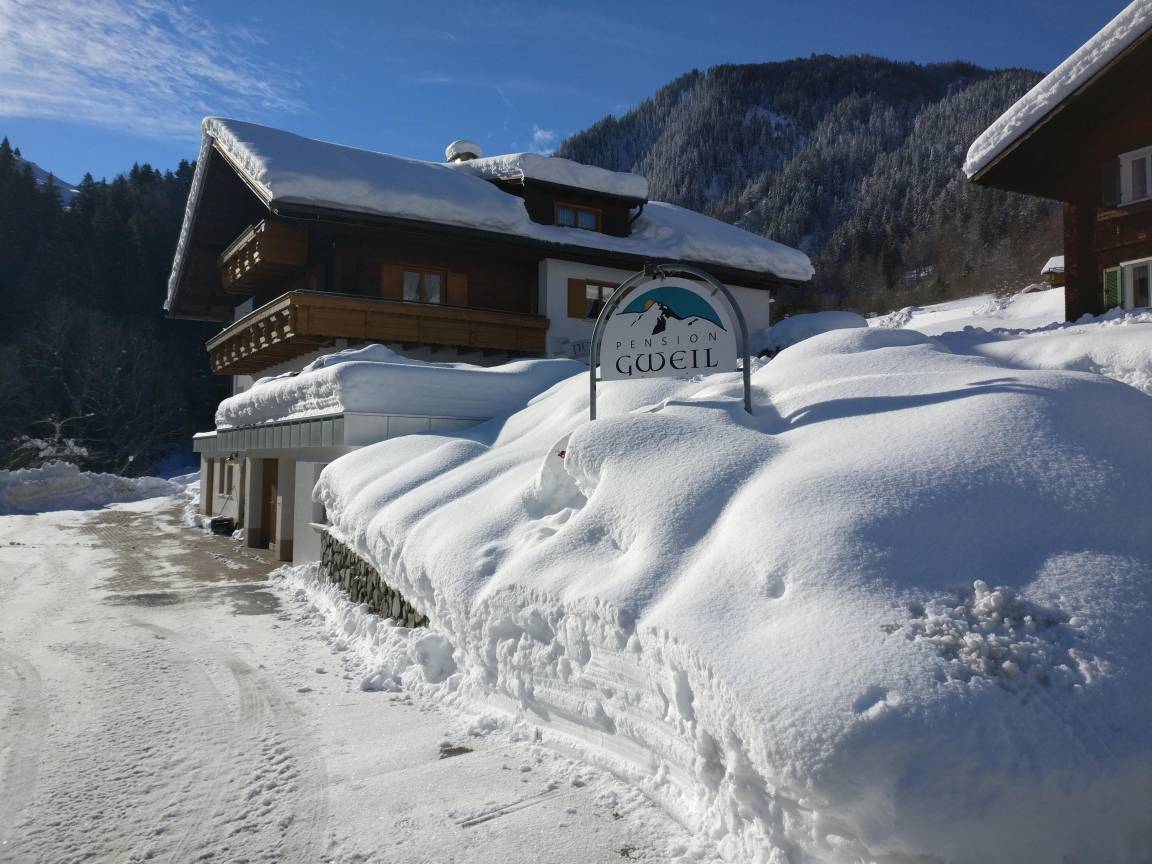 75 M² Apartment ∙ 2 Bedrooms ∙ 4 Guests - Montafon