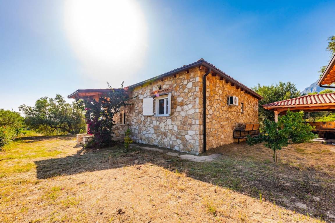 Casa ∙ 2 Camere Da Letto ∙ 5 Ospiti - Borsh