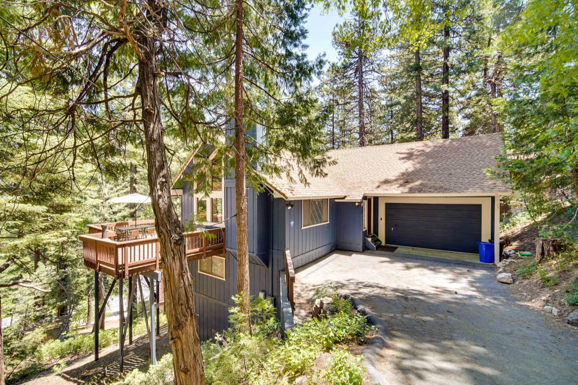 111 M² House ∙ 3 Bedrooms ∙ 7 Guests - Lake Arrowhead, CA