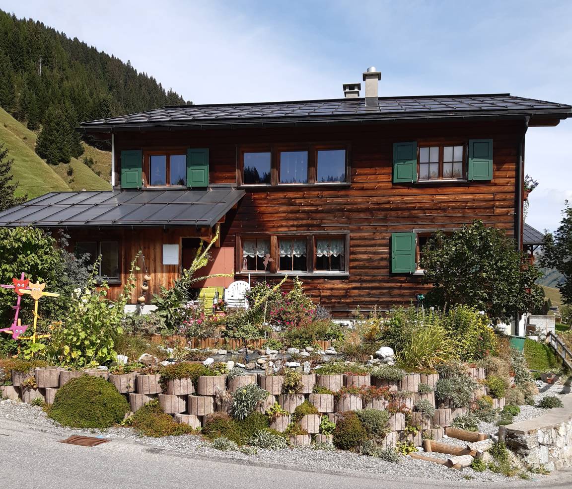 100 M² Ferienwohnung ∙ 2 Schlafzimmer ∙ 5 Gäste - Montafon