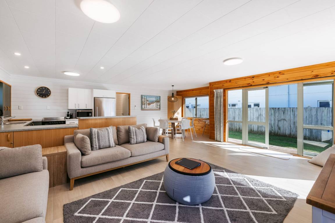 Apartment ∙ 4 Bedrooms ∙ 11 Guests - Mount Maunganui