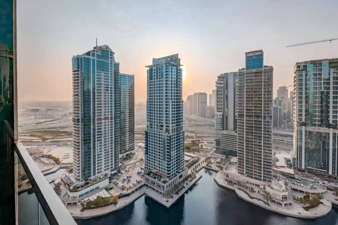 42 M² Apartment ∙ 7 Guests - Dubai