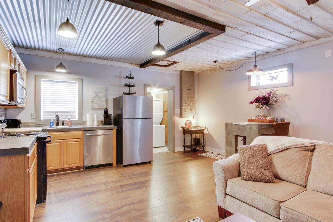 51 M² Apartment ∙ 1 Bedroom ∙ 2 Guests - Greenwood, SC