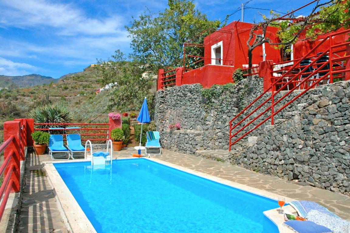 200 M² Cottage ∙ 3 Bedrooms ∙ 6 Guests - Gran Canaria