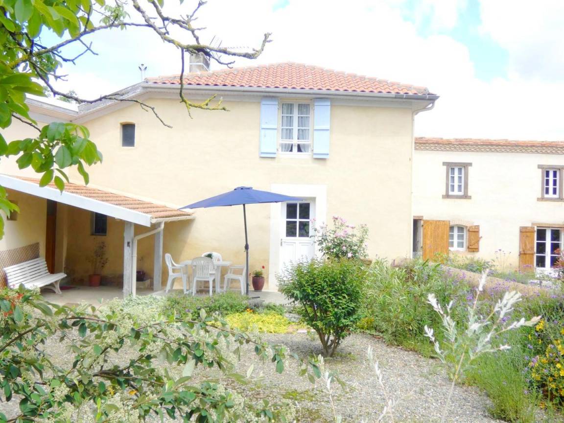 120 M² Gîte ∙ 3 Chambres ∙ 4 Personnes - Landes