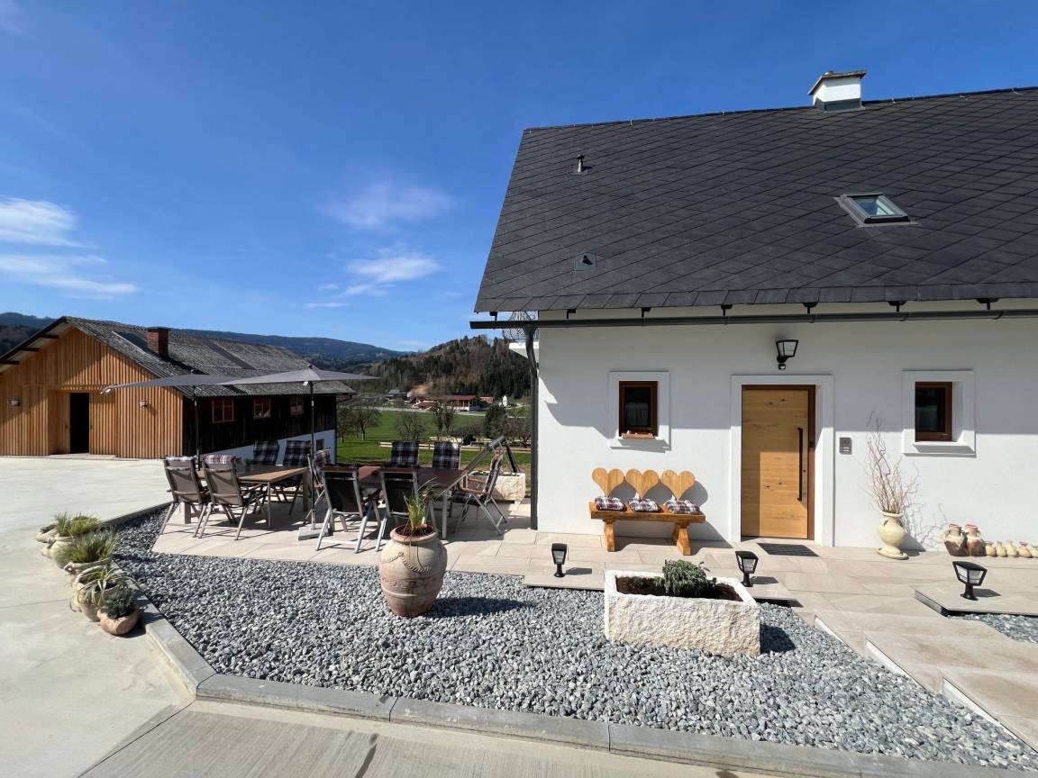 150 M² Ferienhaus ∙ 4 Schlafzimmer ∙ 10 Gäste - Deutschlandsberg