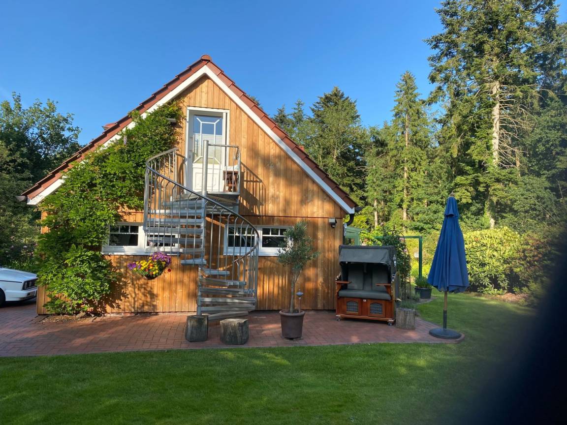 60 M² Ferienwohnung ∙ 1 Schlafzimmer ∙ 2 Gäste - Westerstede