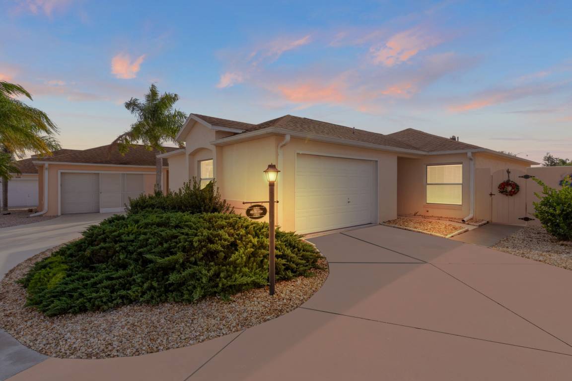 185 M² Talo ∙ 2 Makuuhuonetta ∙ 5 Vierasta - Wildwood, FL