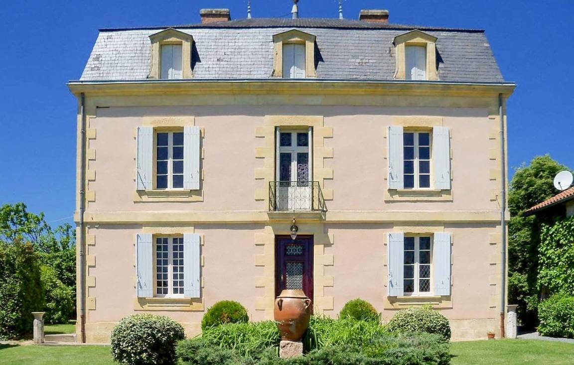 200 M² Maison De Vacances ∙ 4 Chambres ∙ 10 Personnes - Bergerac