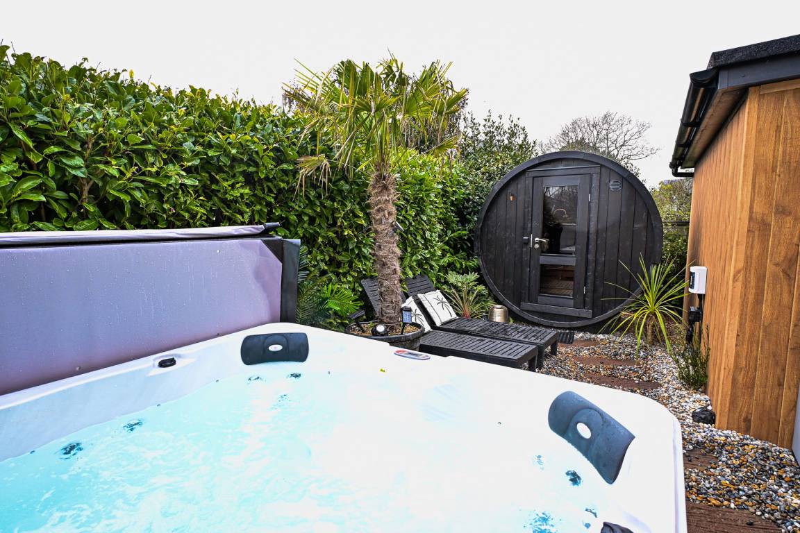 Cottage ∙ 1 Bedroom ∙ 2 Guests - Folkestone