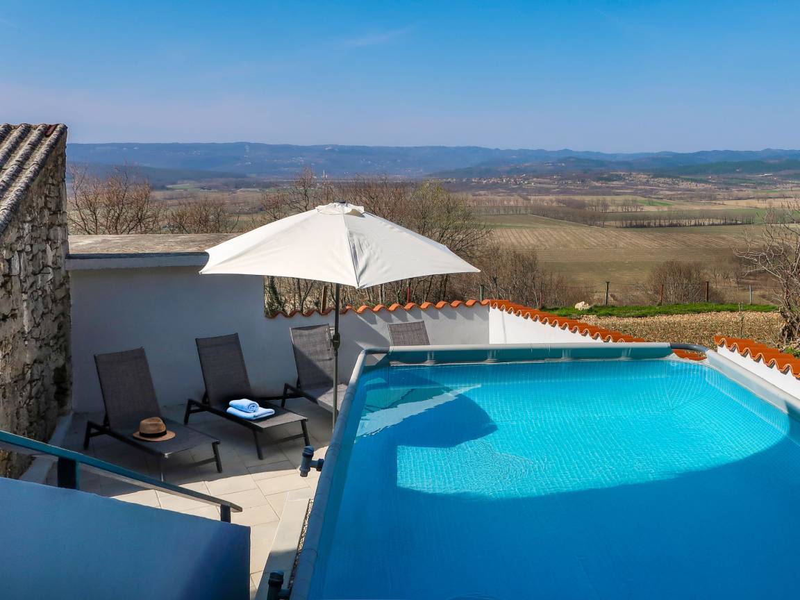 110 M² Ferienhaus ∙ 3 Schlafzimmer ∙ 6 Gäste - Mošćenička Draga
