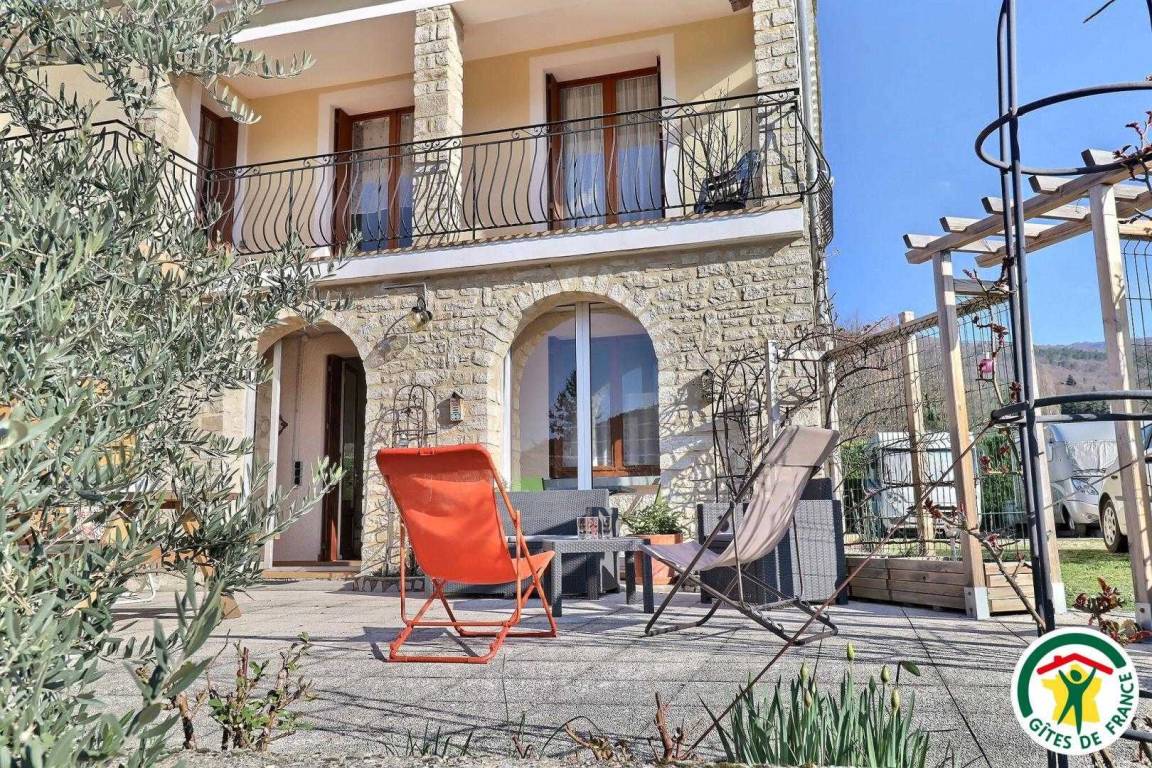 50 M² Gîte ∙ 2 Chambres ∙ 4 Personnes - Dieulefit