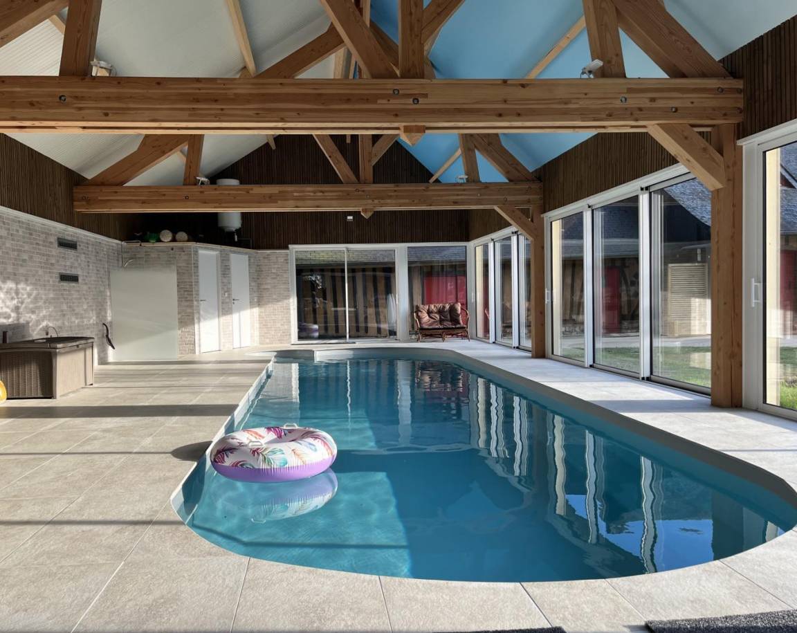 136 M² Gîte ∙ 2 Bedrooms ∙ 4 Guests - Normandy