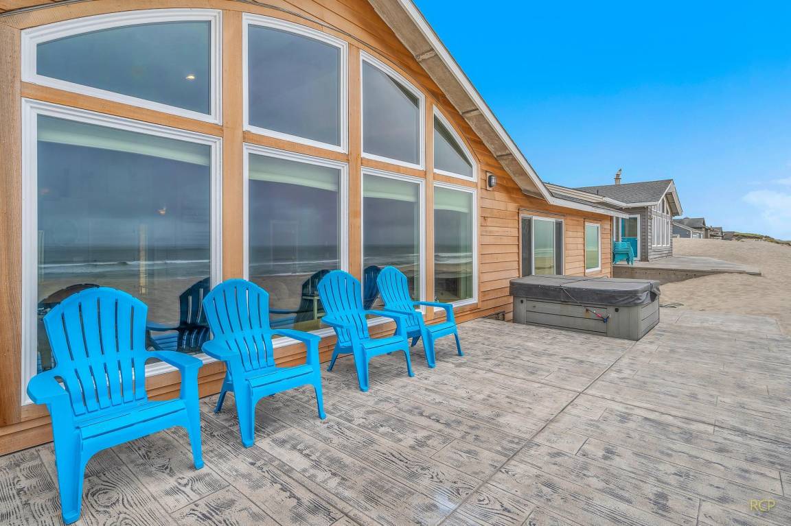 123 M² House ∙ 3 Bedrooms ∙ 8 Guests - Pacific City, OR