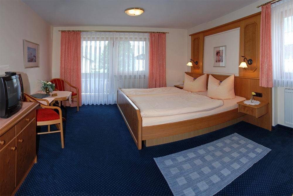 24 M² Hotel ∙ 1 Bedroom ∙ 3 Guests - Immenstadt
