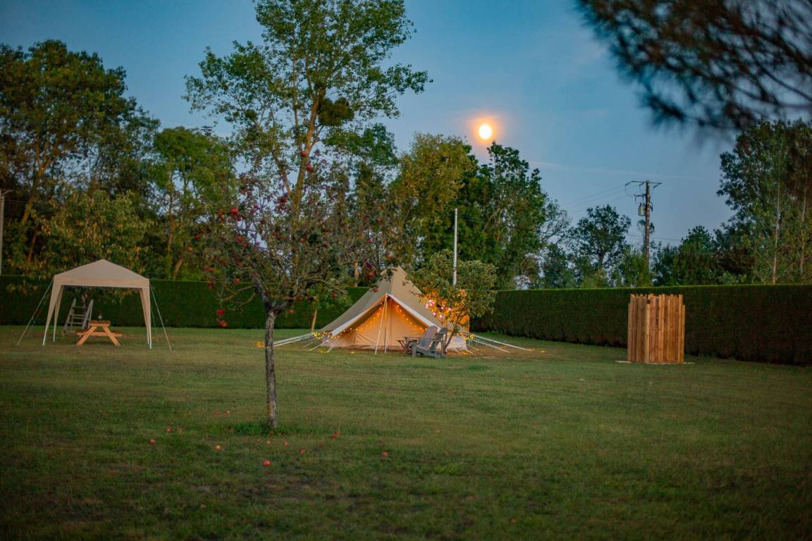 20 M² Camping ∙ 1 Chambre ∙ 4 Personnes - Saumur