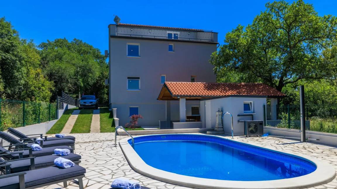 260 M² House ∙ 5 Bedrooms ∙ 10 Guests - Selce