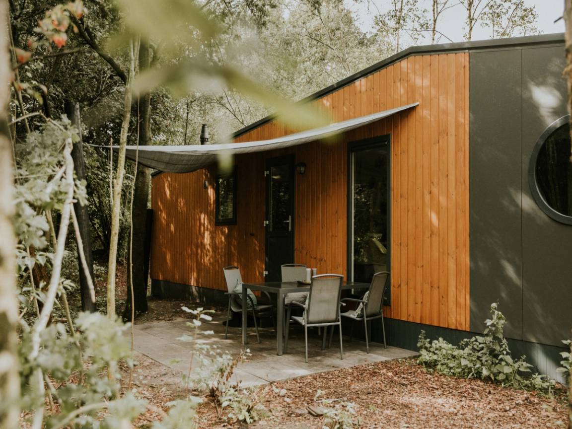 35 M² Huis ∙ 2 Slaapkamers ∙ 5 Gasten - Hoogeveen