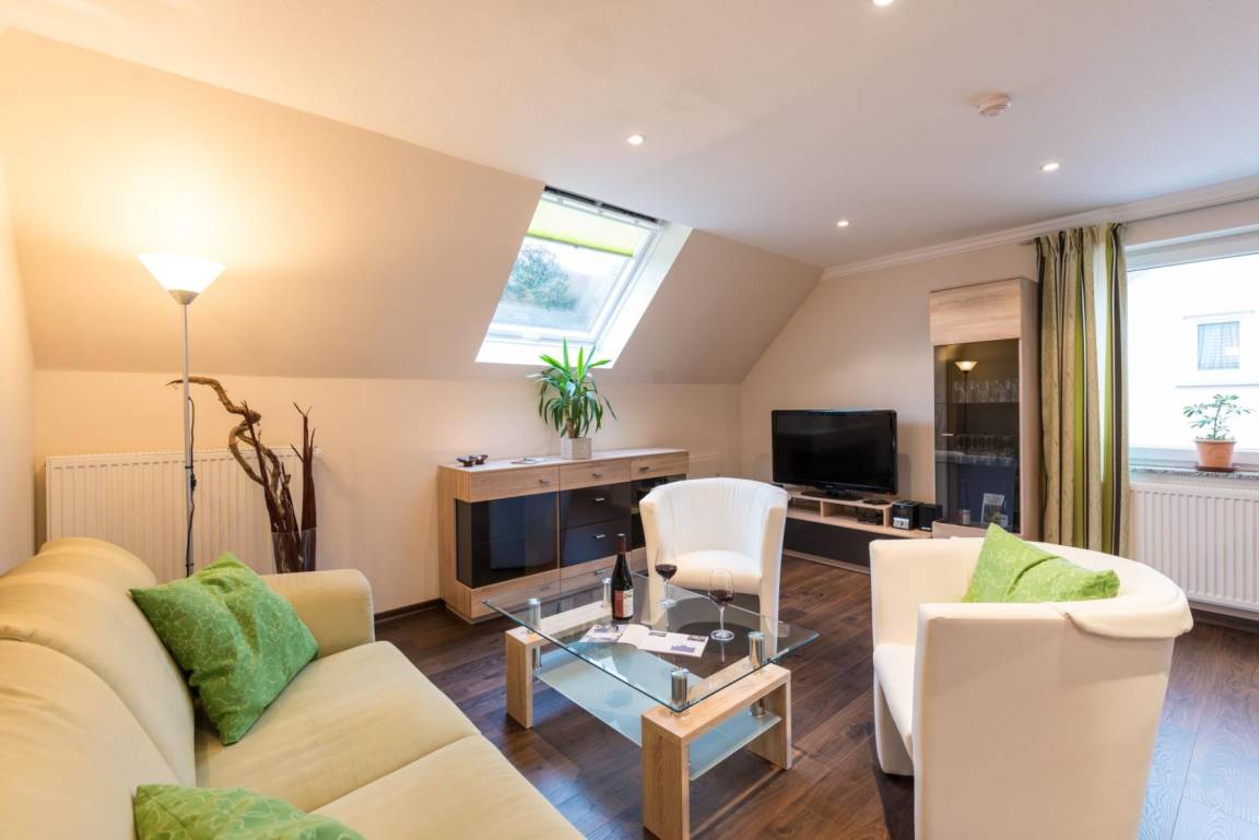 53 M² Ferienwohnung ∙ 1 Schlafzimmer ∙ 4 Gäste - Bad Neuenahr-Ahrweiler