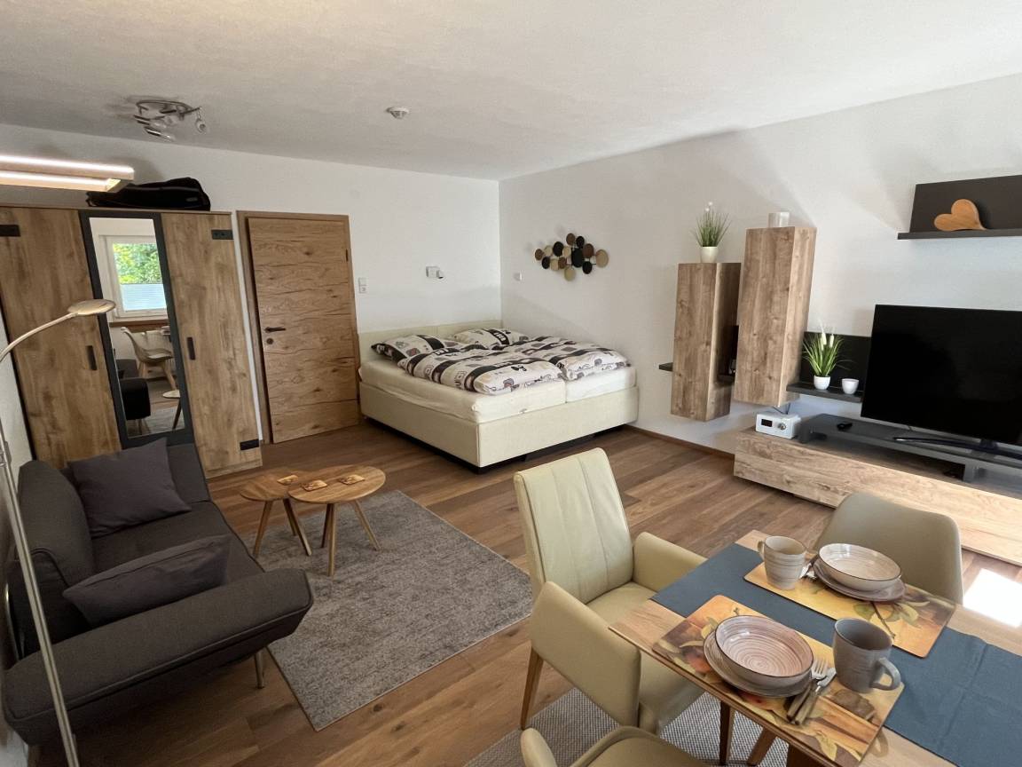 33 M² Ferienwohnung ∙ 1 Schlafzimmer ∙ 2 Gäste - Seefeld