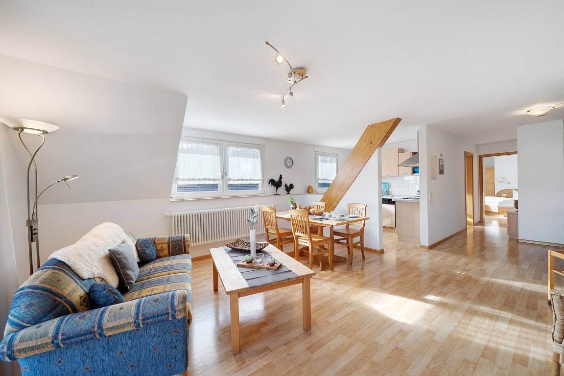 63 M² Ferienwohnung ∙ 1 Schlafzimmer ∙ 2 Gäste - Waldkirch
