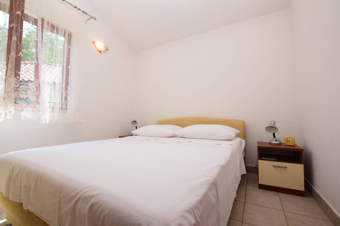 35 M² Apartment ∙ 2 Bedrooms ∙ 4 Guests - Maslinica