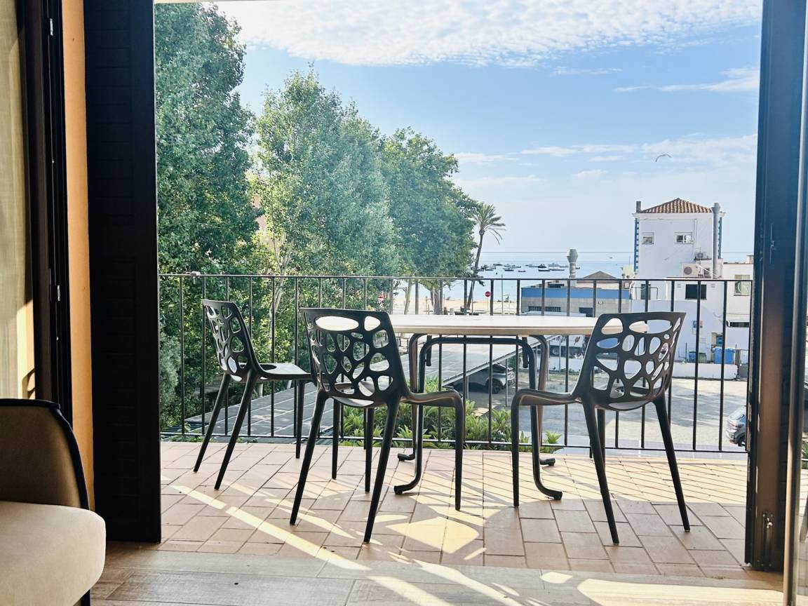70 M² Apartamento ∙ 2 Habitaciones ∙ 4 Huéspedes - Sant Feliu de Guíxols