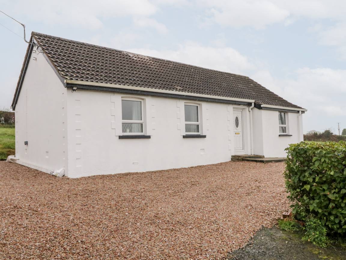 Cottage ∙ 3 Bedrooms ∙ 6 Guests - Omagh