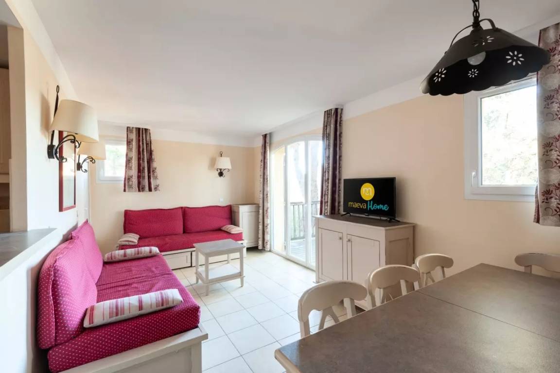 62 M² Huis ∙ 3 Slaapkamers ∙ 8 Gasten - Charleval