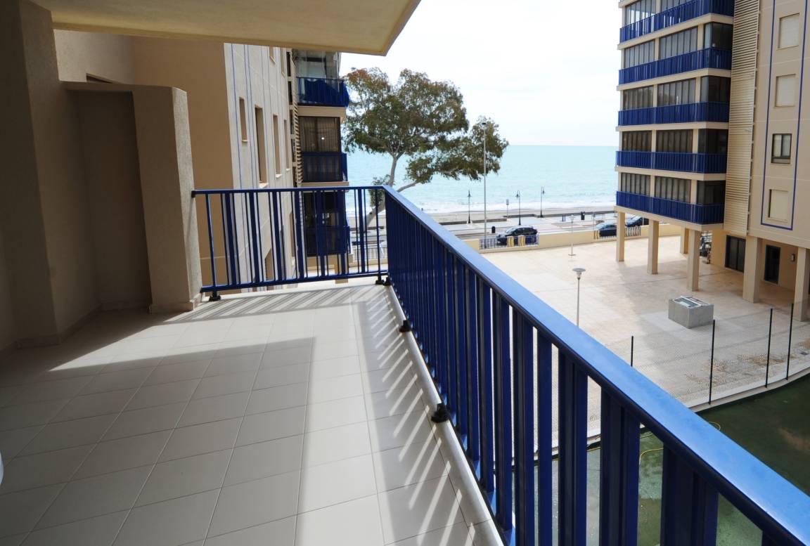 70 M² Apartamento ∙ 2 Habitaciones ∙ 6 Huéspedes - Castellón de la Plana