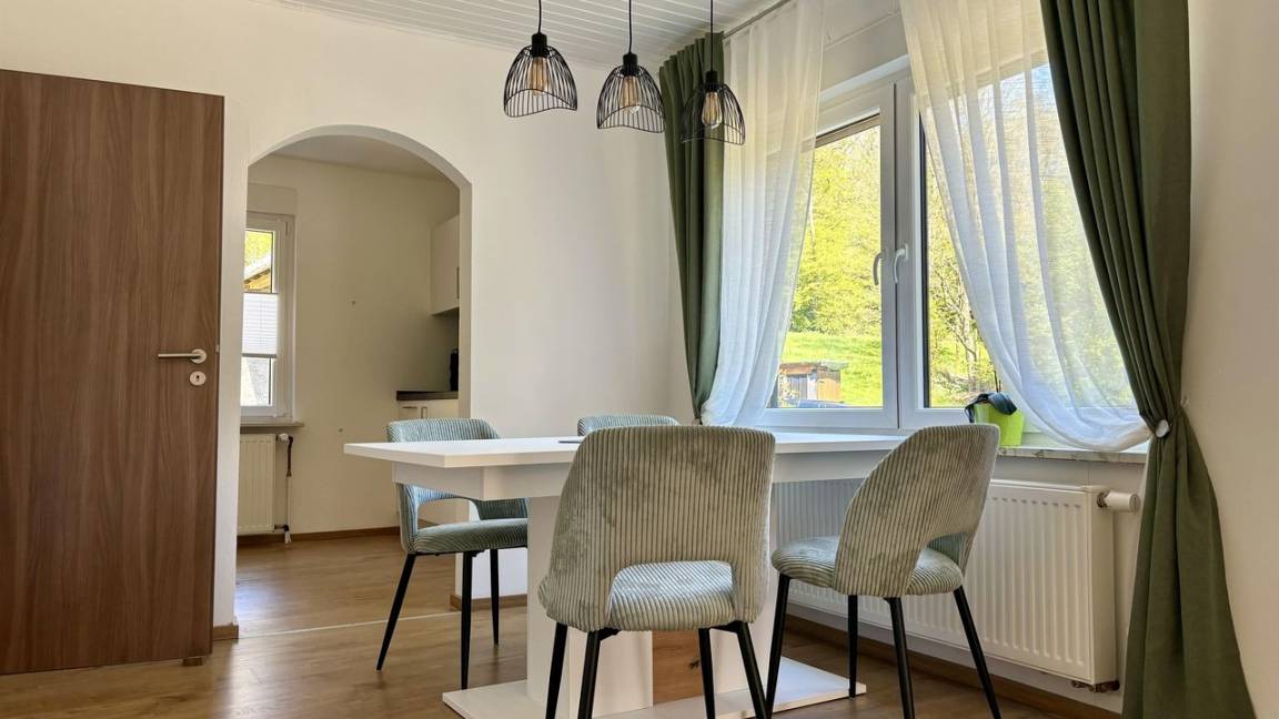 75 M² Appartement ∙ 1 Chambre ∙ 2 Personnes - Mayen