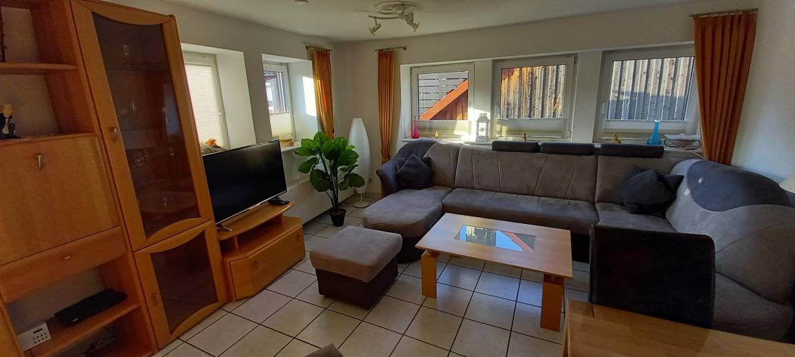 85 M² Ferienwohnung ∙ 2 Schlafzimmer ∙ 5 Gäste - Hameln