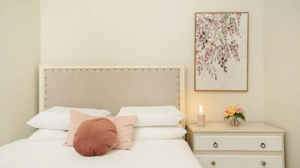 Apartment ∙ 2 Bedrooms ∙ 4 Guests - Ryde