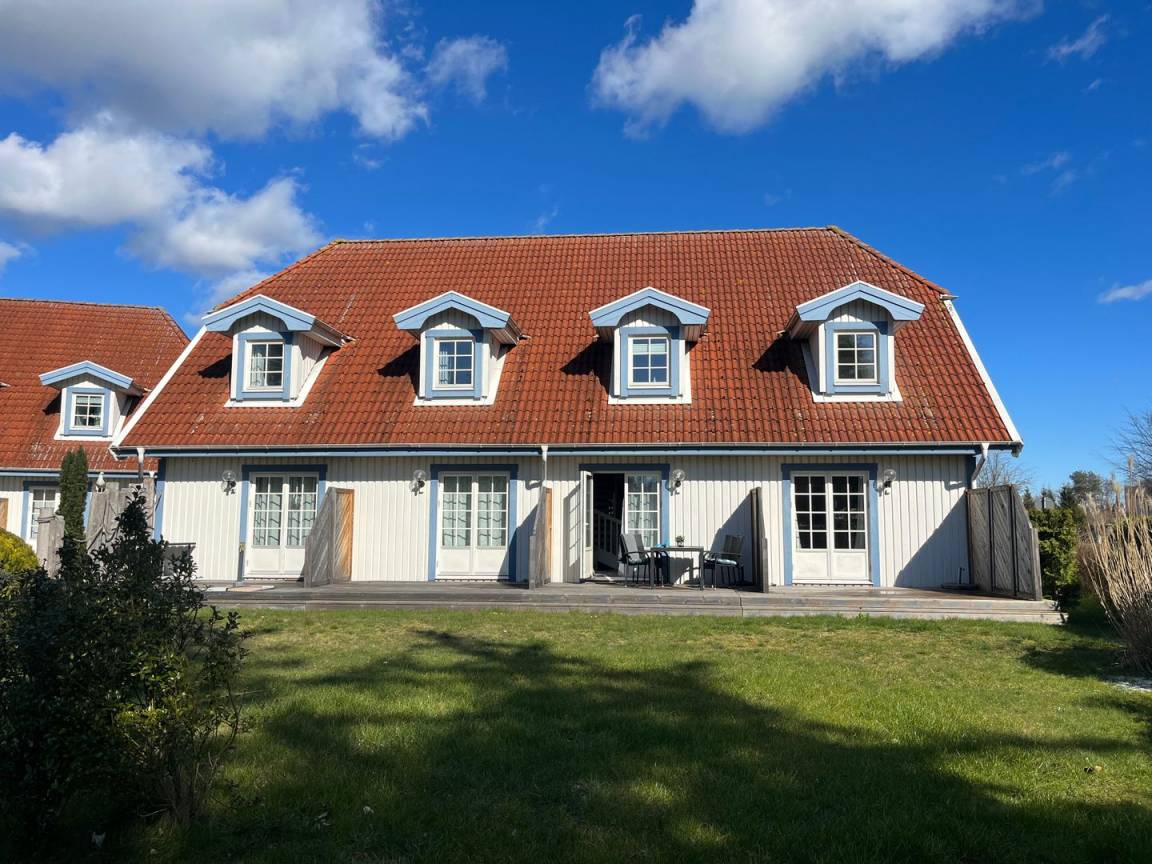 70 M² Apartment ∙ 2 Bedrooms ∙ 4 Guests - Dierhagen